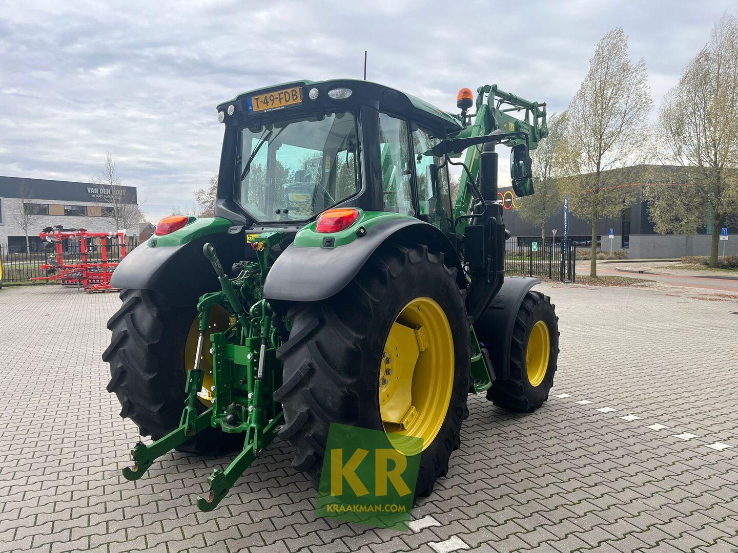 John Deere 6120M trekker (REU) #777709 - Kraakman